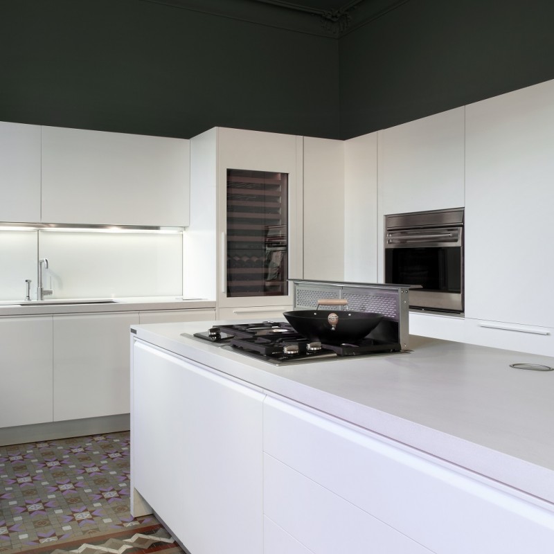 SILESTONE BLANCO ZEUS POLI